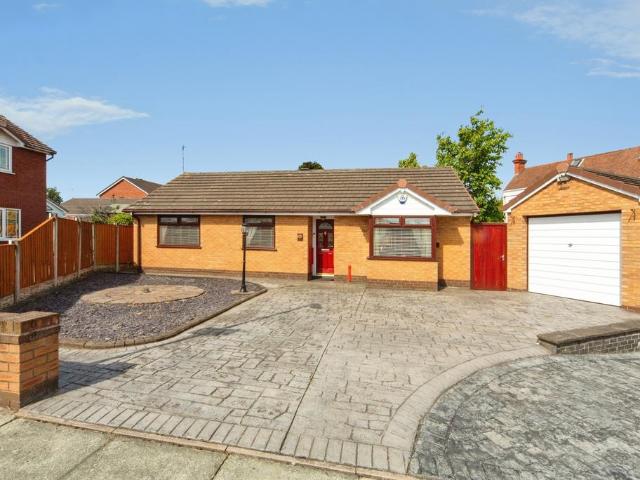 3 bedroom bungalow for sale
