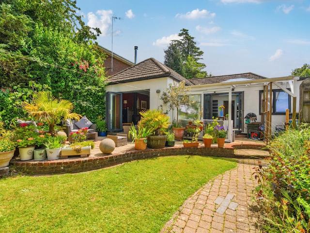 3 bedroom bungalow for sale