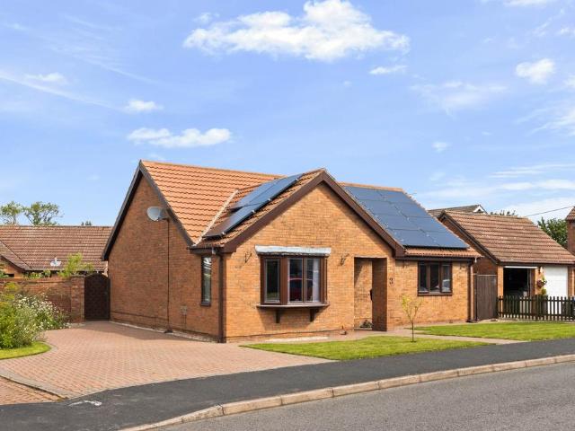 3 bedroom bungalow for sale