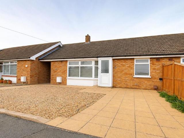 3 bedroom bungalow for sale