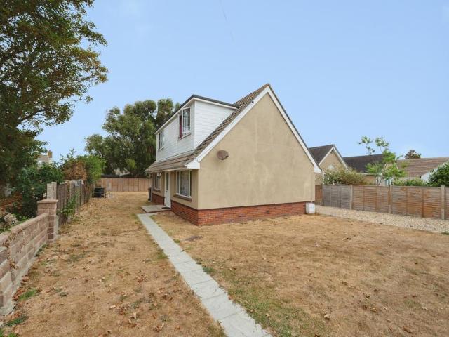 3 bedroom bungalow for sale