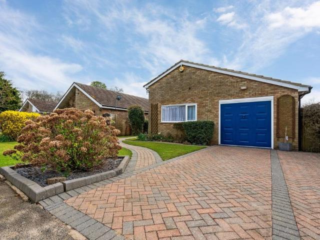 3 bedroom bungalow for sale