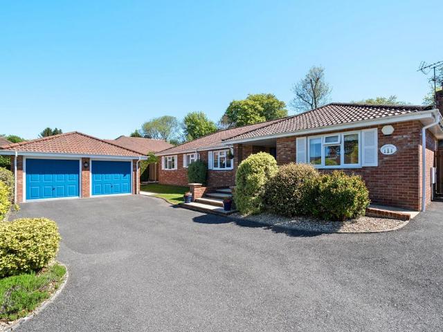 3 bedroom bungalow for sale
