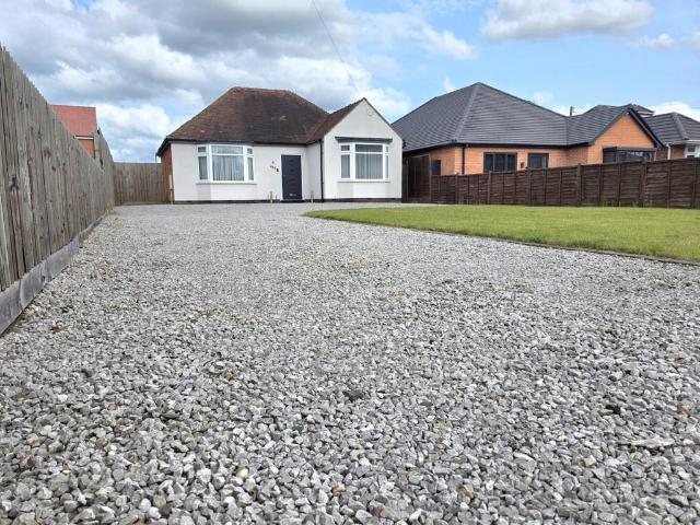 3 bedroom bungalow for sale