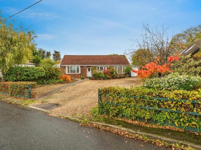 3 bedroom bungalow for sale