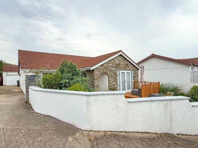 3 bedroom bungalow for sale