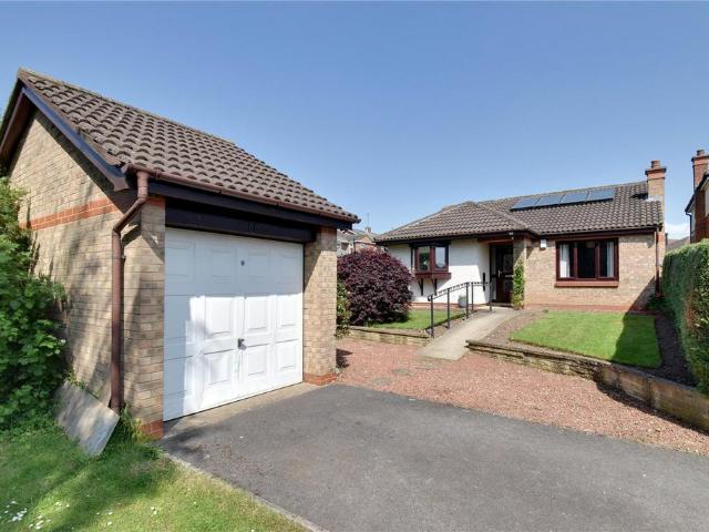 3 bedroom bungalow for sale