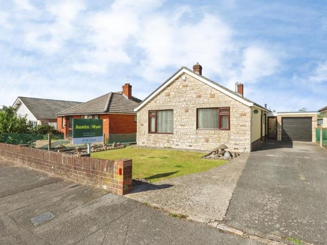 3 bedroom bungalow for sale