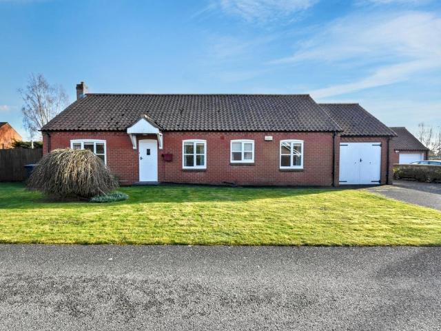3 bedroom bungalow for sale