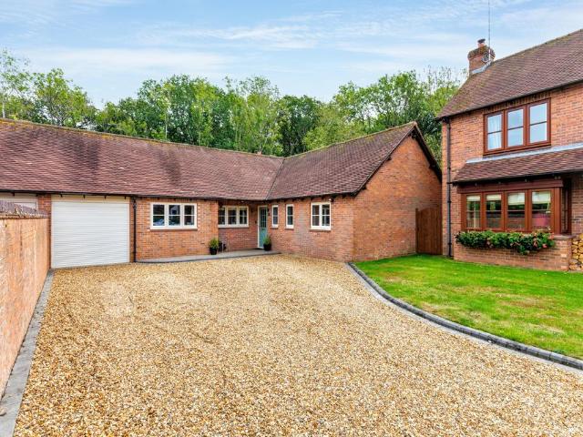 3 bedroom bungalow for sale