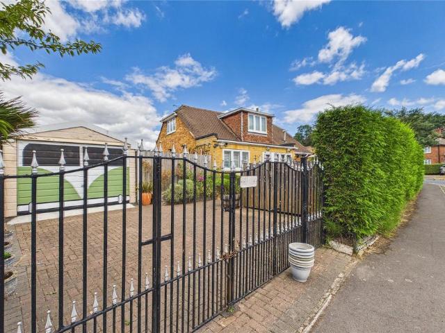 3 bedroom bungalow for sale