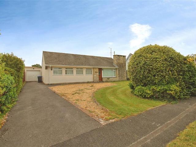 3 bedroom bungalow for sale
