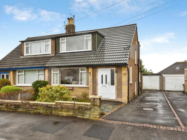 3 bedroom bungalow for sale
