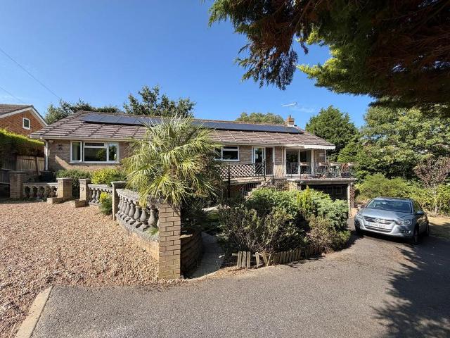 3 bedroom bungalow for sale
