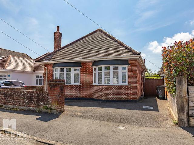 3 bedroom bungalow for sale