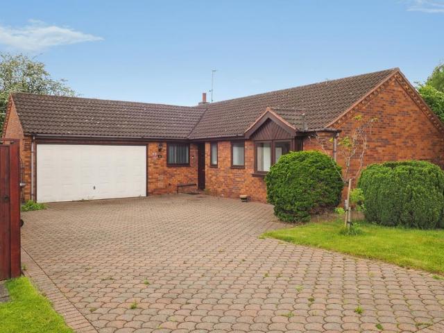 3 bedroom bungalow for sale
