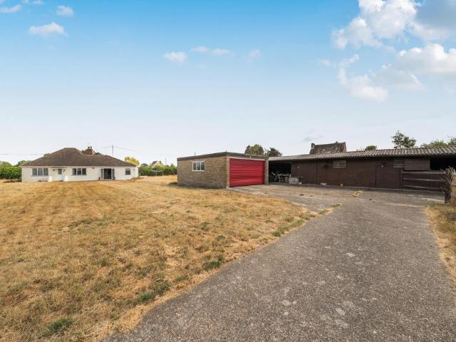 3 bedroom bungalow for sale