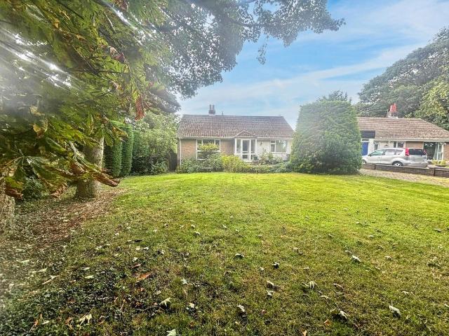 3 bedroom bungalow for sale