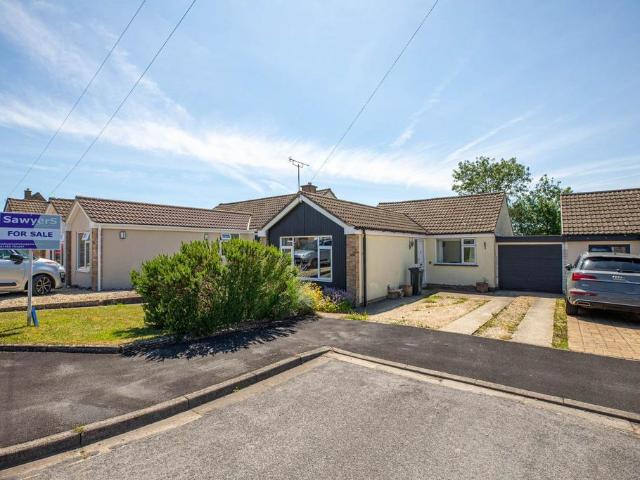 3 bedroom bungalow for sale
