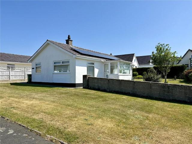 3 bedroom bungalow for sale