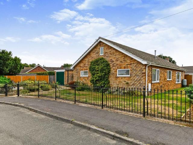 3 bedroom bungalow for sale