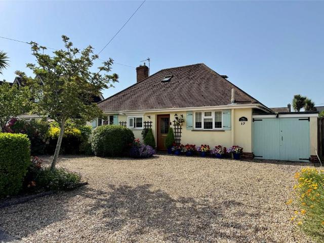 3 bedroom bungalow for sale