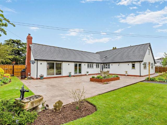 3 bedroom bungalow for sale