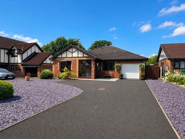 3 bedroom bungalow for sale