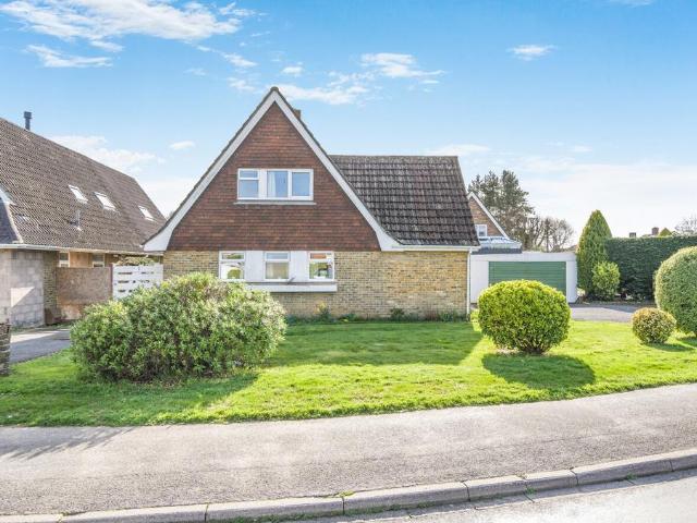 3 bedroom bungalow for sale