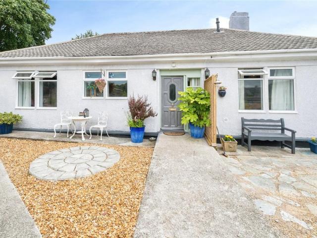 3 bedroom bungalow for sale