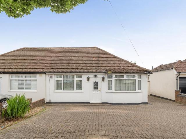 3 bedroom bungalow for sale