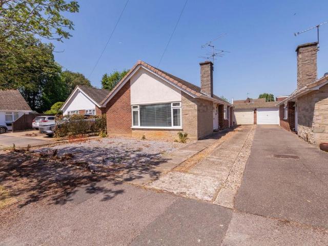3 bedroom bungalow for sale