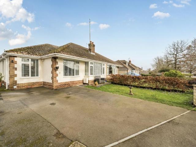 3 bedroom bungalow for sale