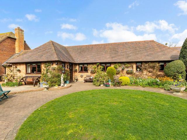 3 bedroom bungalow for sale