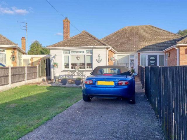 3 bedroom bungalow for sale