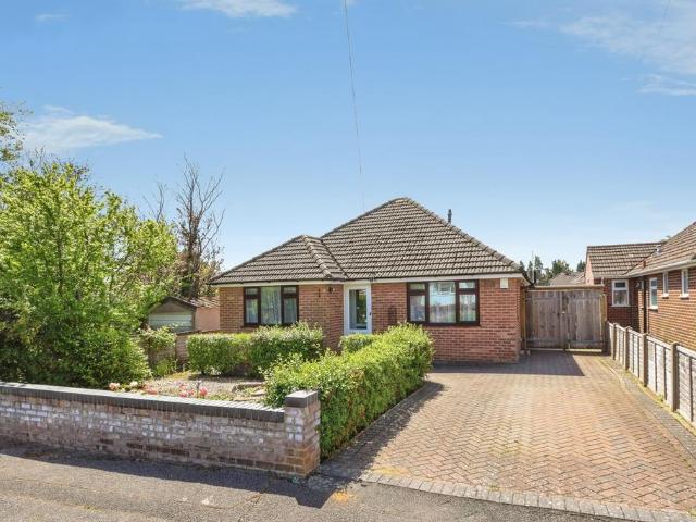 3 bedroom bungalow for sale