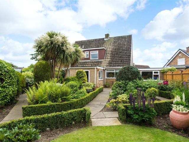 3 bedroom bungalow for sale