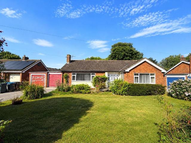 3 bedroom bungalow for sale