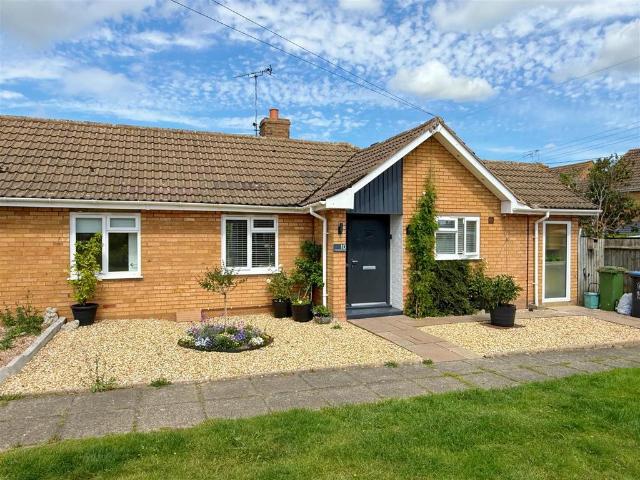 3 bedroom bungalow for sale