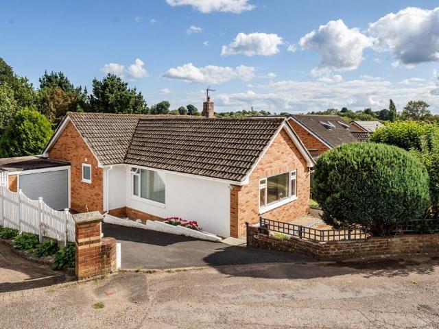 3 bedroom bungalow for sale