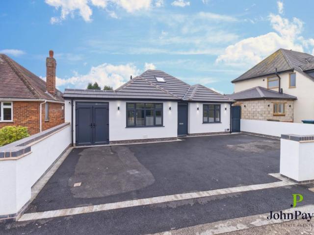 3 bedroom bungalow for sale