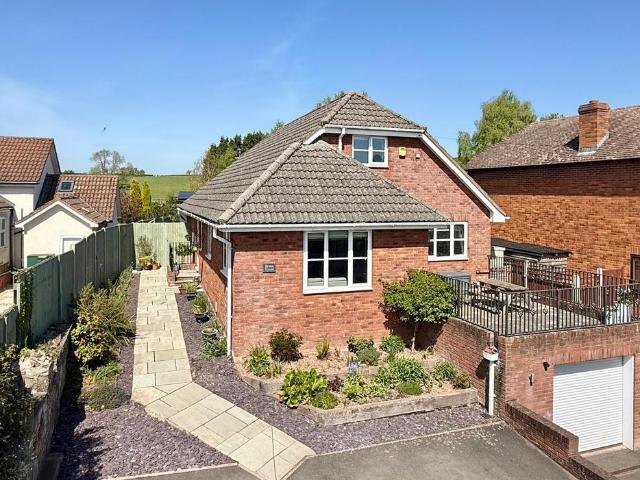3 bedroom bungalow for sale