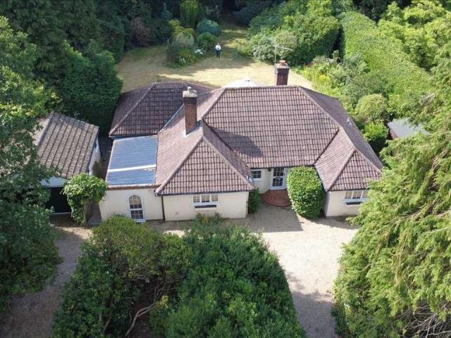 3 bedroom bungalow for sale