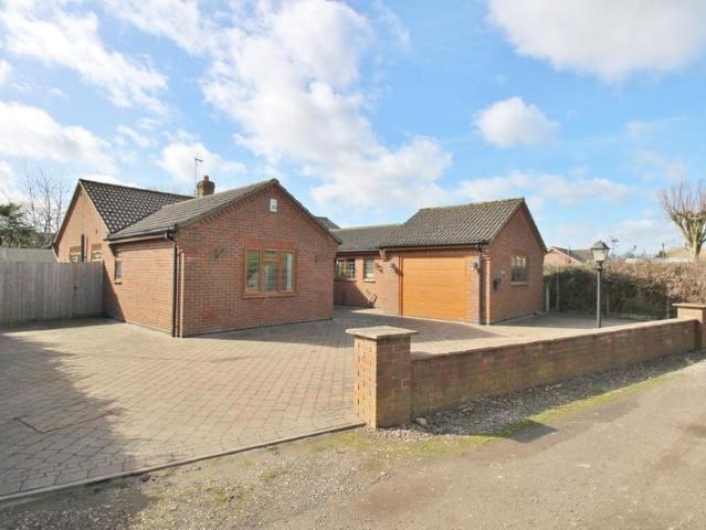 3 bedroom bungalow for sale