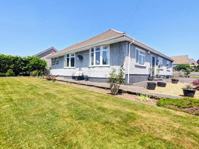3 bedroom bungalow for sale