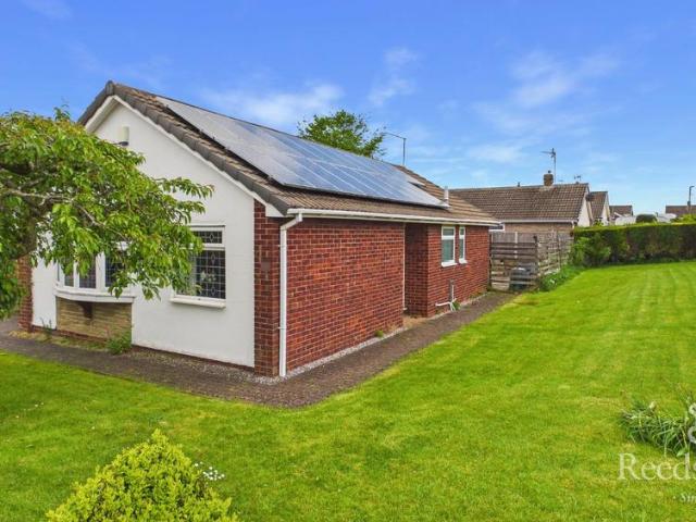 3 bedroom bungalow for sale