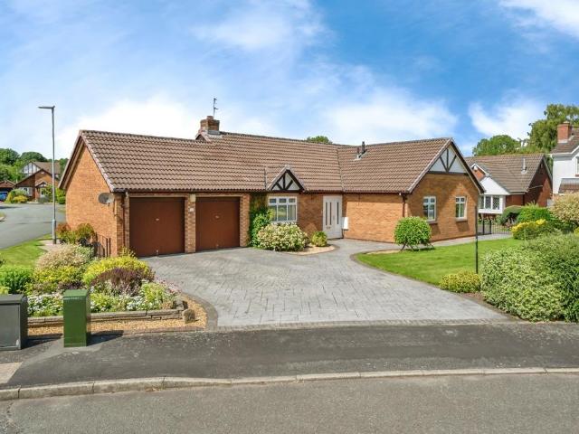 3 bedroom bungalow for sale