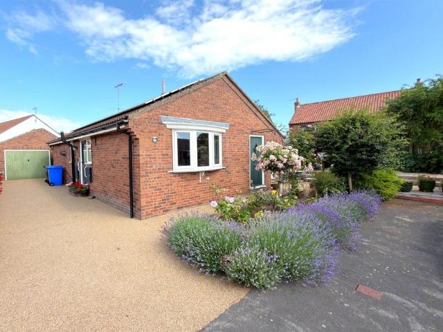 3 bedroom bungalow for sale