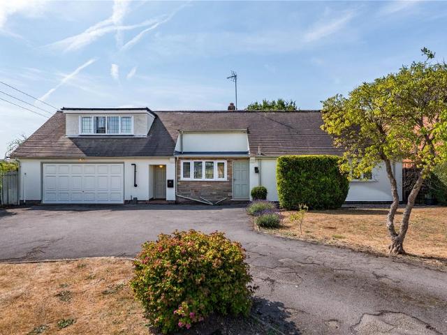 3 bedroom bungalow for sale