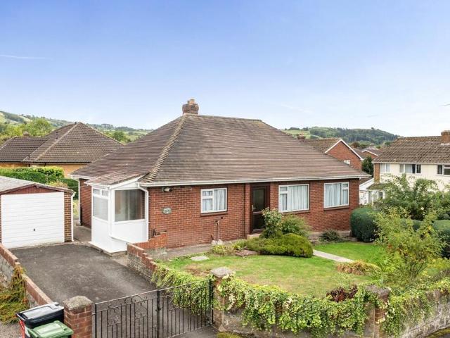 3 bedroom bungalow for sale